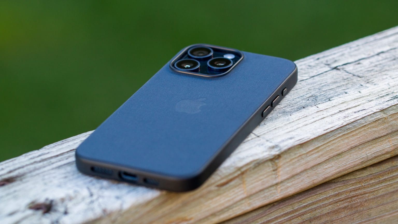 How To Use Two Cameras At The Same Time on iPhone - AppleToolBox