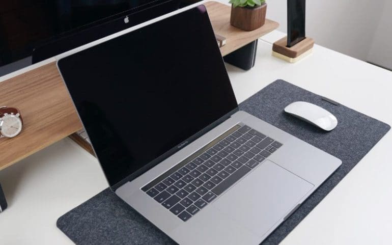 How to clean your iPhone speaker and microphone - AppleToolBox