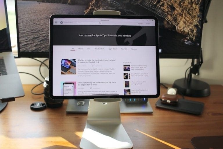 Make the switch to the iPad Pro with this desk setup - AppleToolBox
