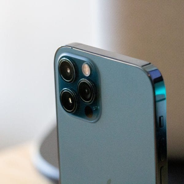 iPhone Flip: Everything We Know About Apple’s Foldable iPhone ...