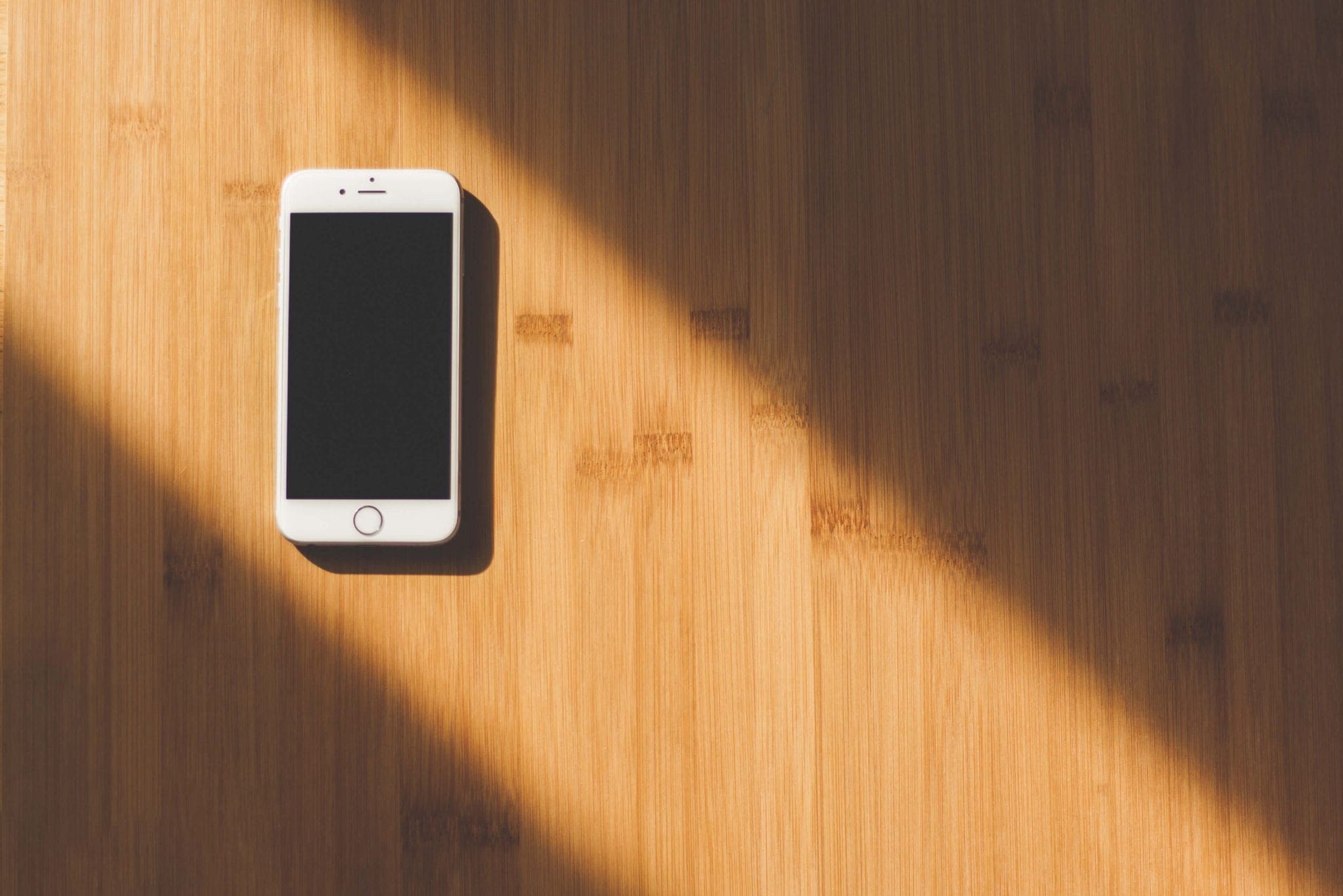 iPhone Dying Randomly? Here's Why - AppleToolBox