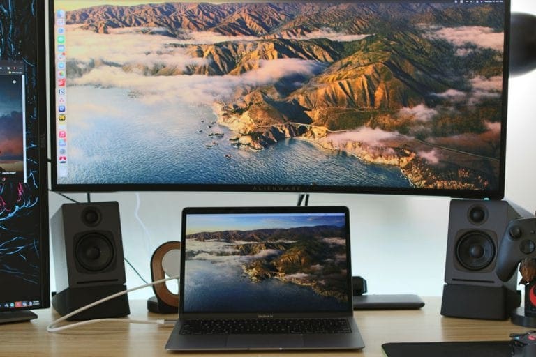 How To Use a Second Monitor With the Mac - AppleToolBox