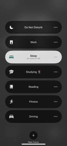 iOS 17: iPhone Stays in Sleep Mode After Sleep Schedule Times ...